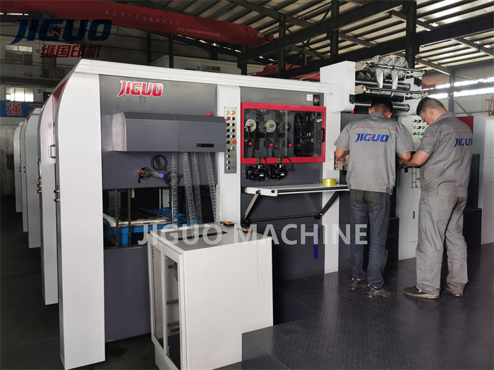 Die Cutting Hot Foil Embossing Machine 600t Pressure Digital Stamping
